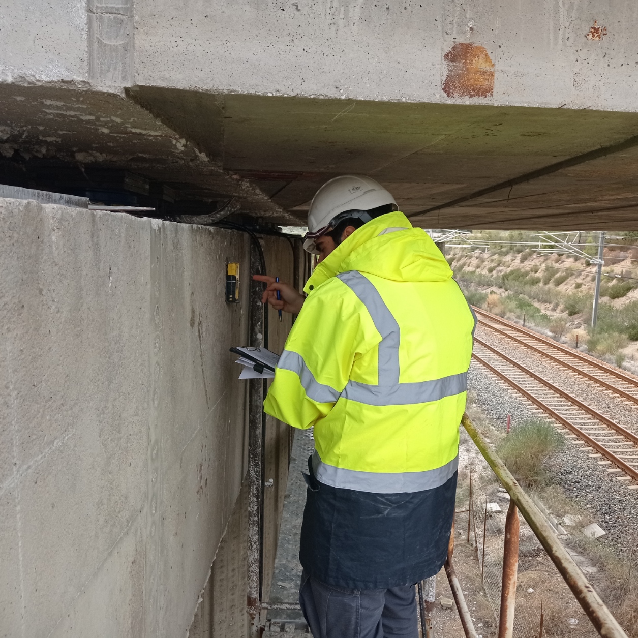 Jacking & Lifting of Bridge-Bearings Replacement – HiSCS
