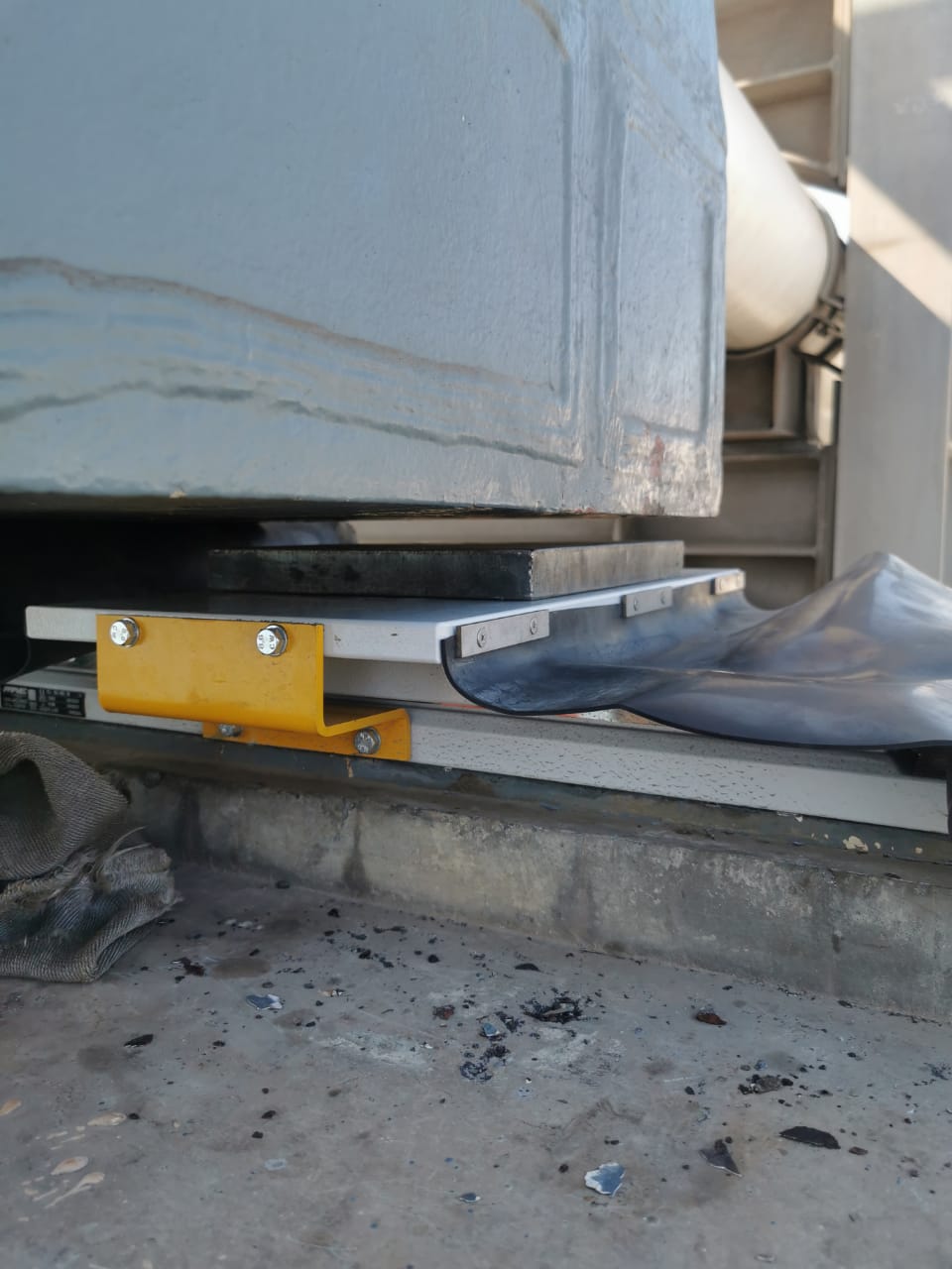 Lifting & Jacking of Oil Terminal Jetty – Bearings Replacement – HiSCS